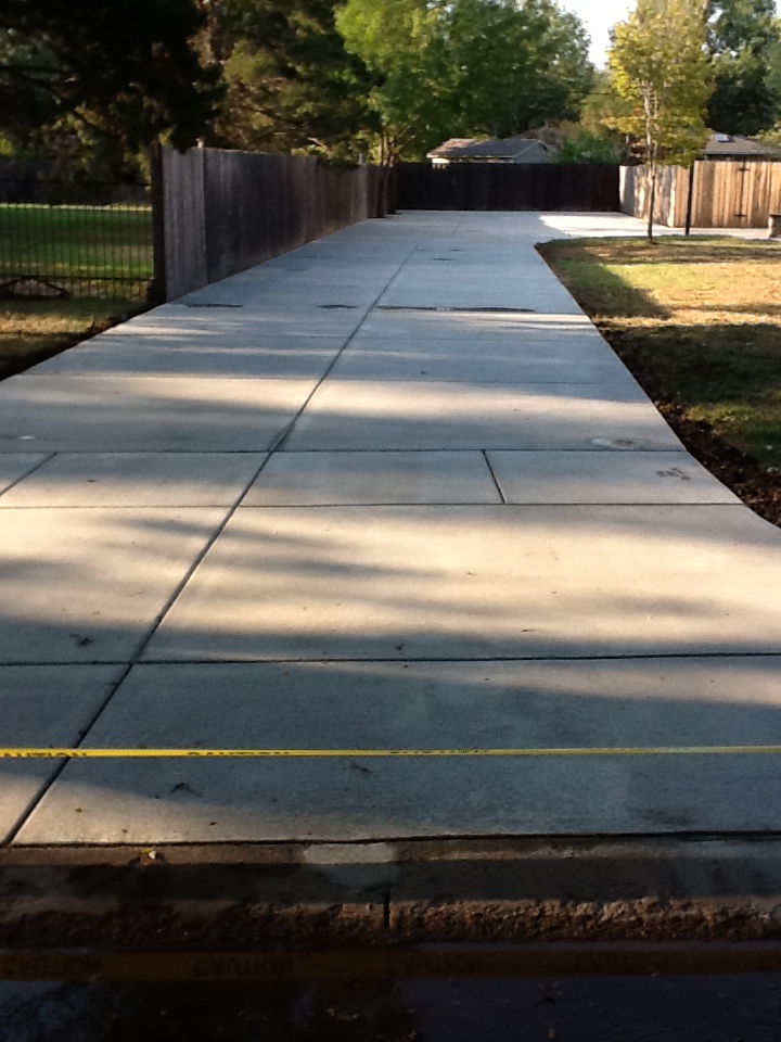 Driveways & Sidewalks | E & J Concrete and Dirt Work